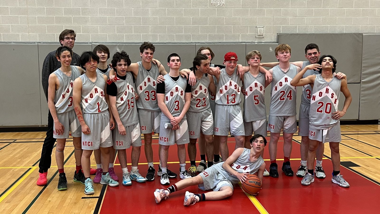 Senior Boys Basketball – North Toronto Collegiate Institute
